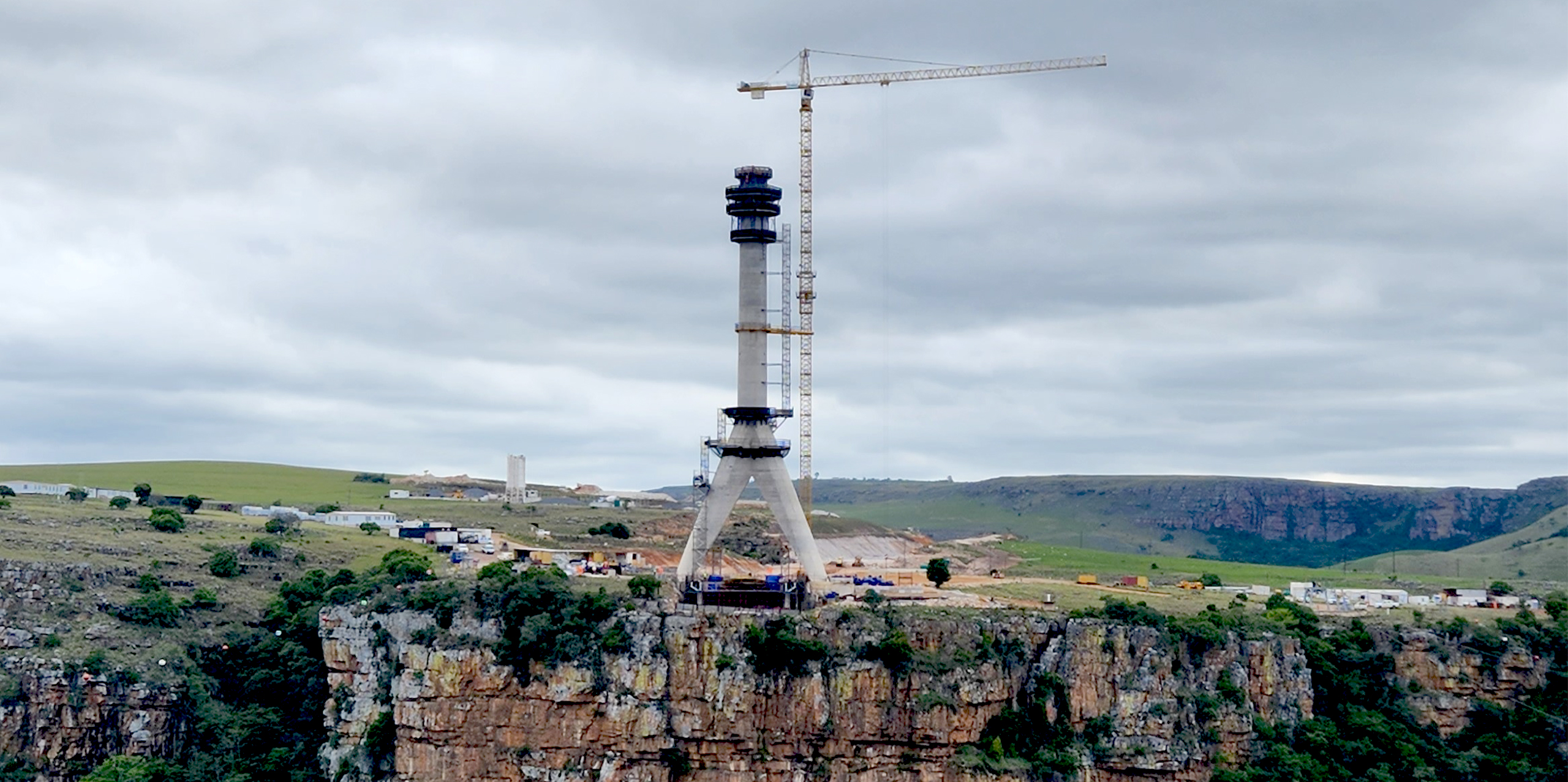 Msikaba bridge reaches new heights - SMEC